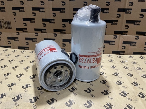 Fleetguard Fuel Water Separator Filter - fs19732